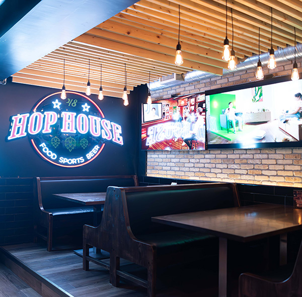 Uptown Waterloo Restaurant & Bar | Craft Beer, Food & Drinks | Hop House